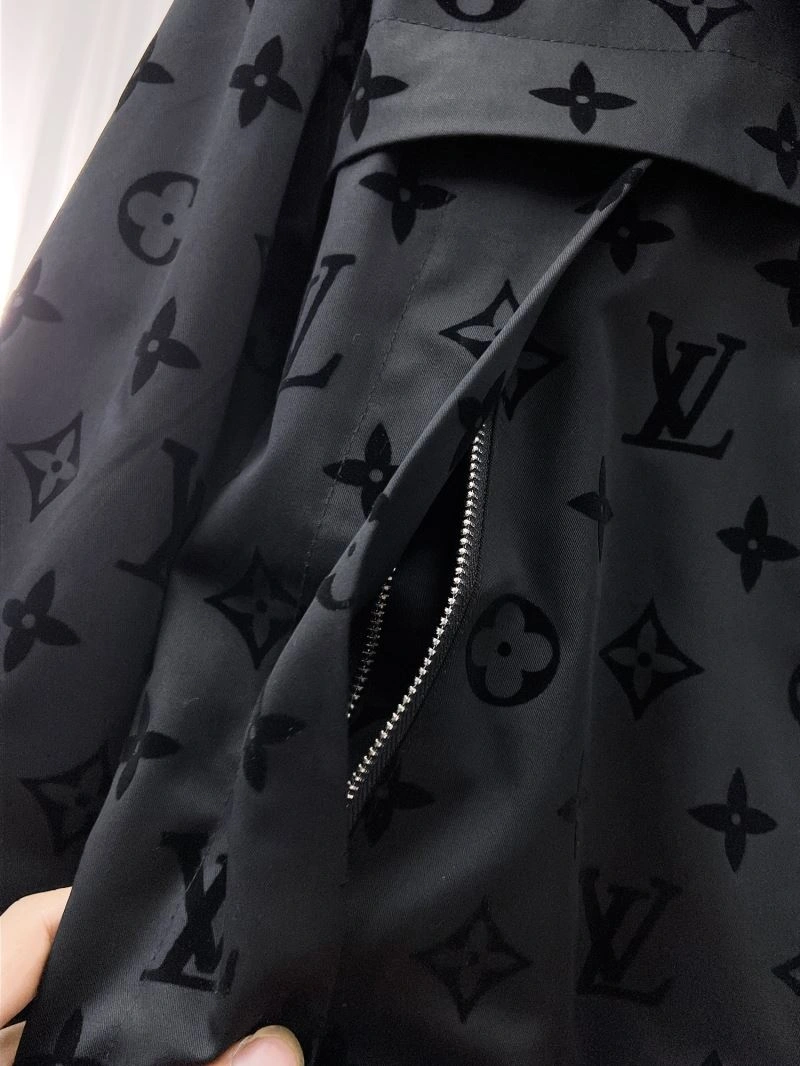 Inexpensive Louis Vuitton Outwear
