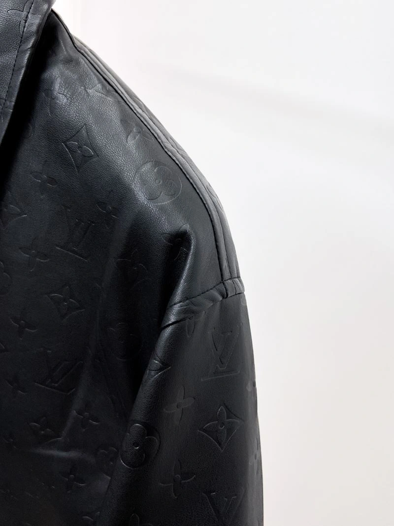 Top match Louis Vuitton Outwear