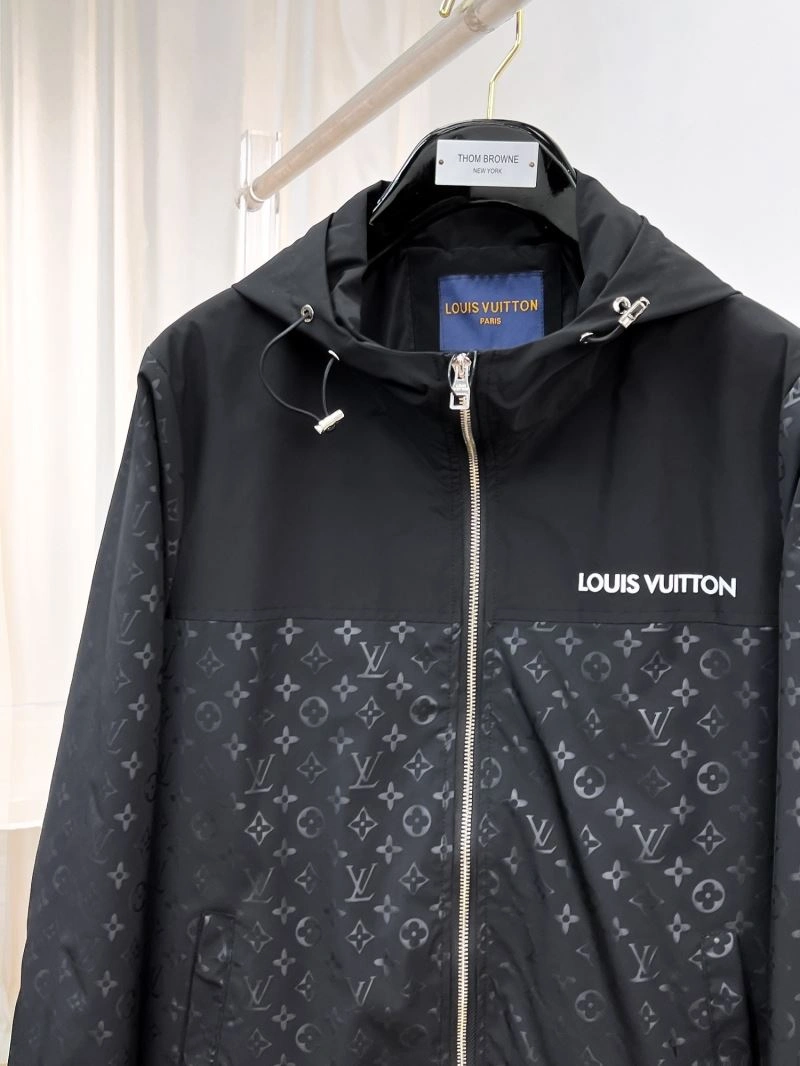 Low-cost Louis Vuitton Outwear