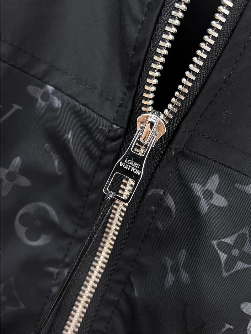 Low-cost Louis Vuitton Outwear