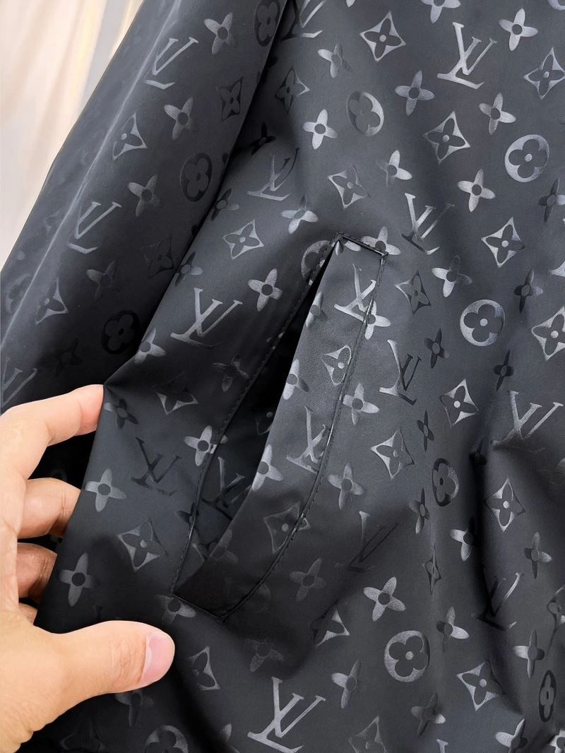 Low-cost Louis Vuitton Outwear