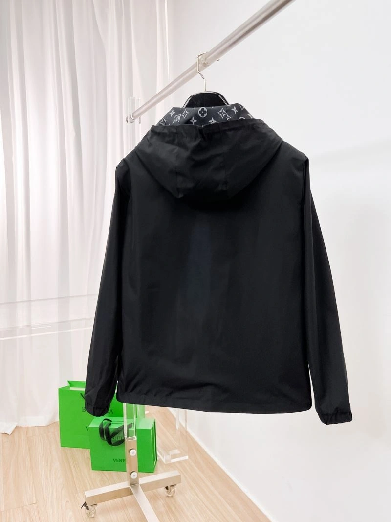 High accuracy Louis Vuitton Outwear
