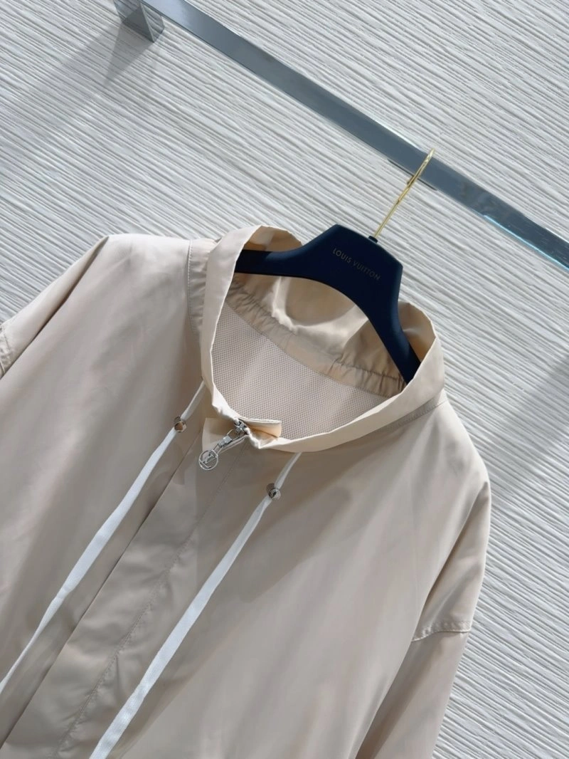 Official Louis Vuitton Outwear
