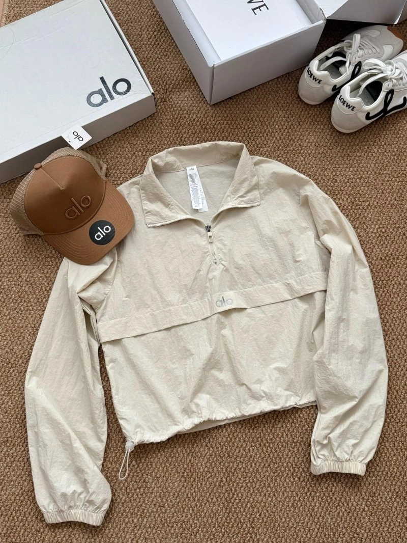 High fidelity Louis Vuitton Outwear