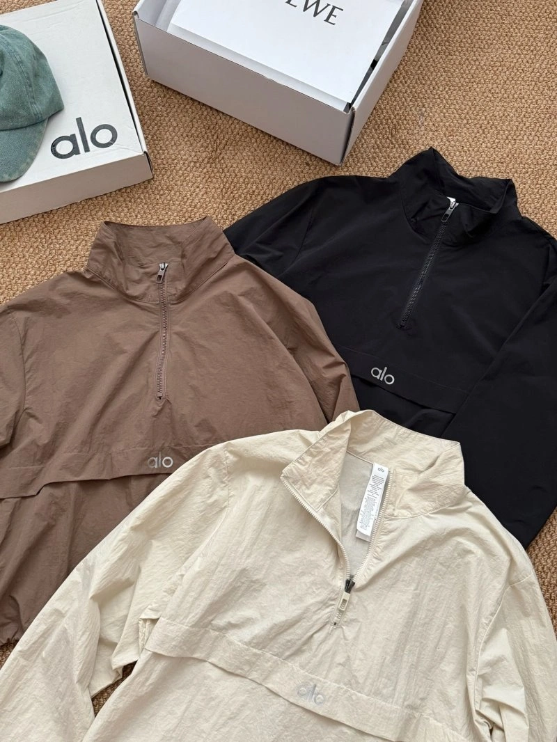 High fidelity Louis Vuitton Outwear