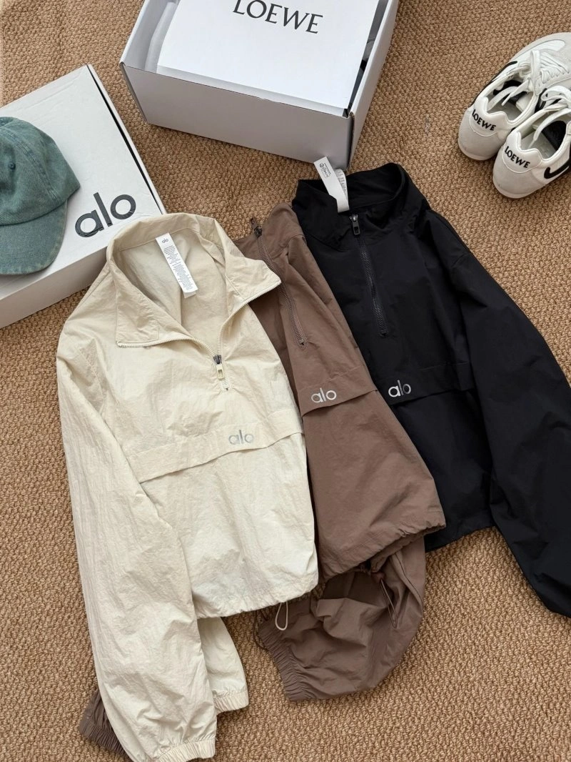High fidelity Louis Vuitton Outwear