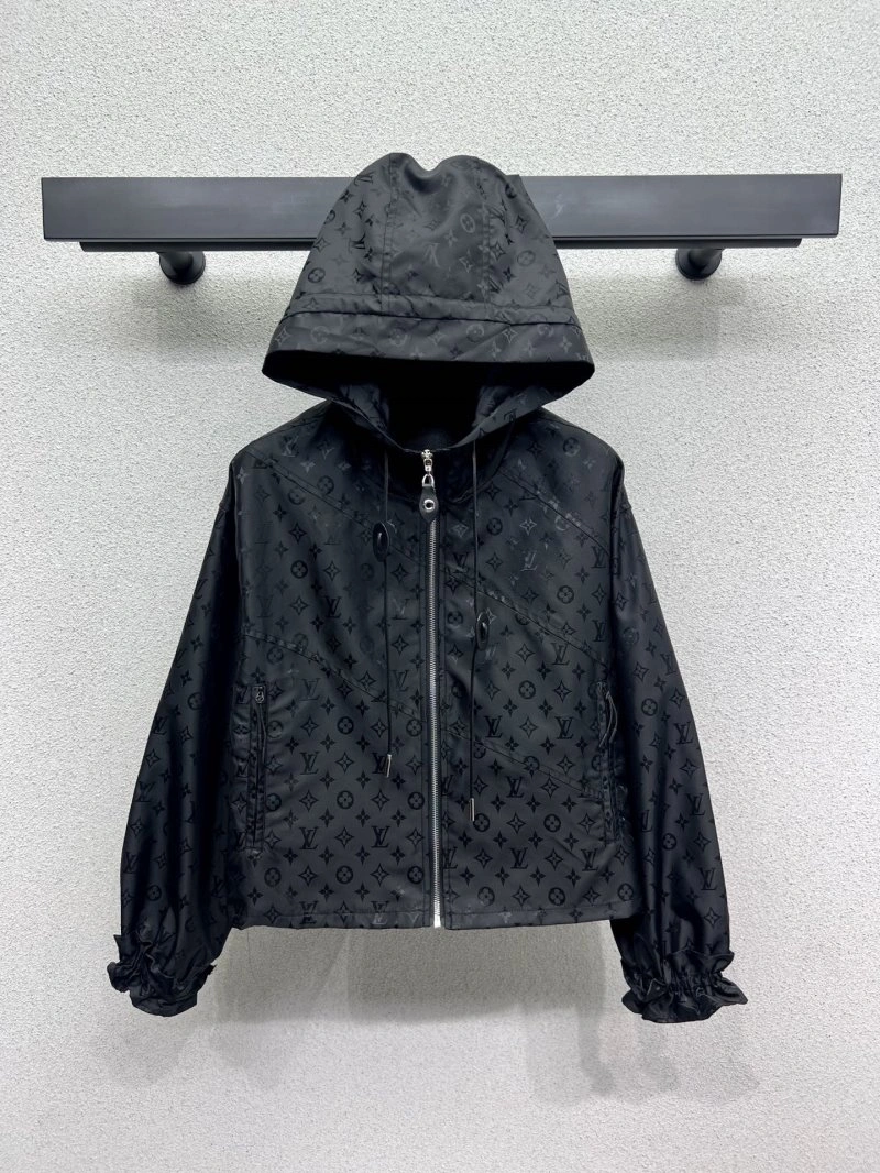 Inexpensive Louis Vuitton Outwear