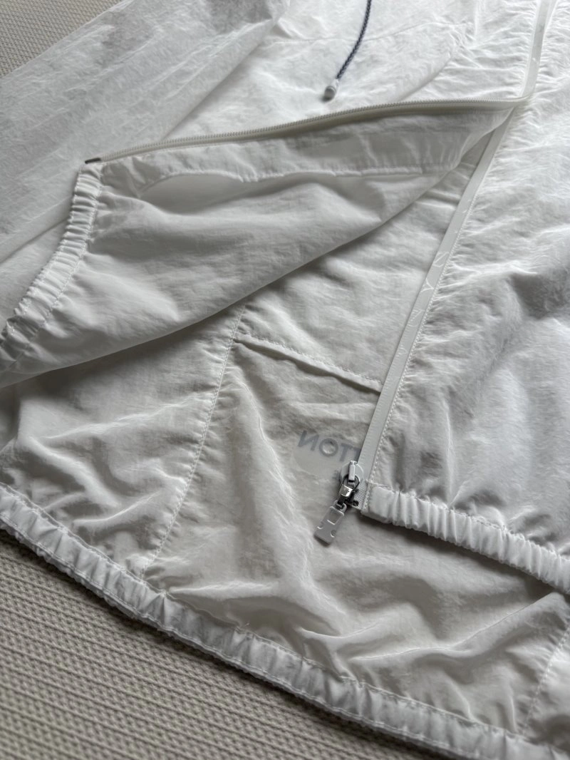Inexpensive Louis Vuitton Outwear