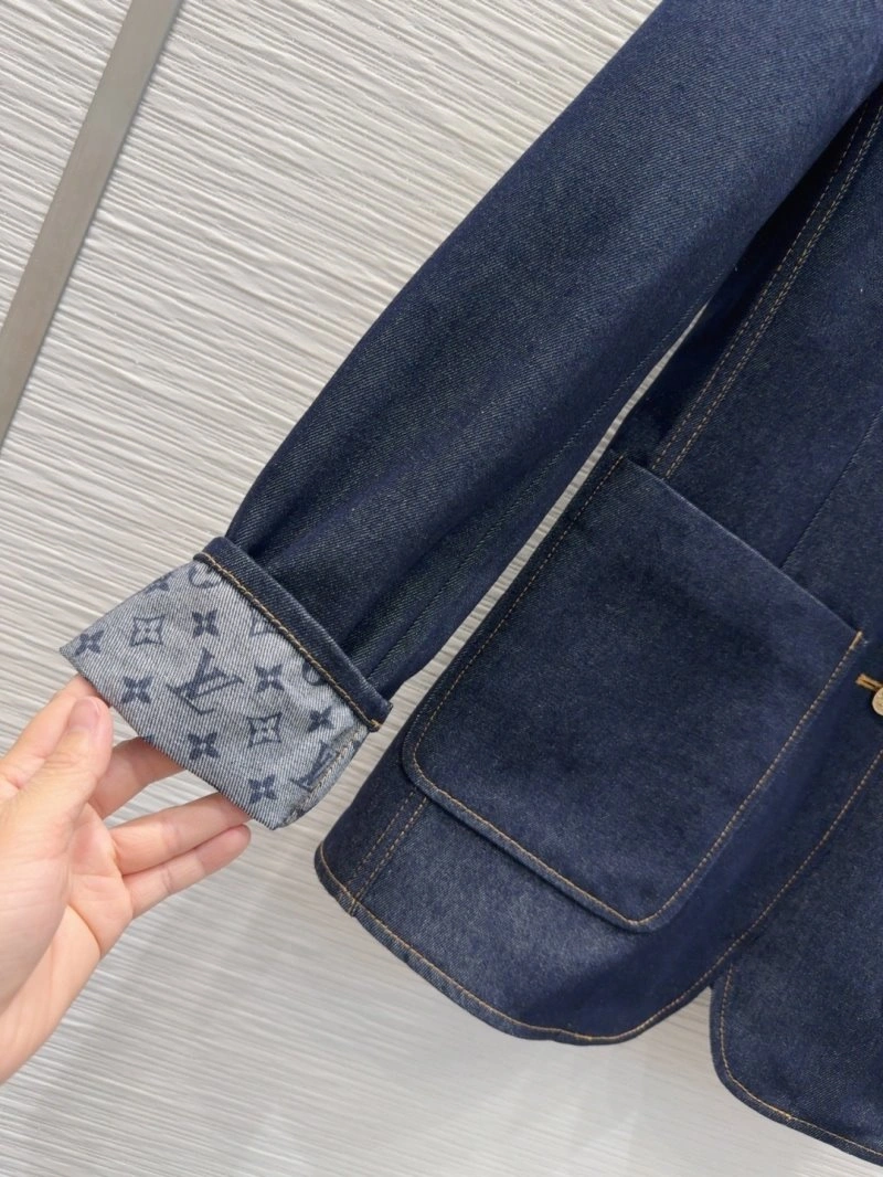 Cut-rate Louis Vuitton Outwear