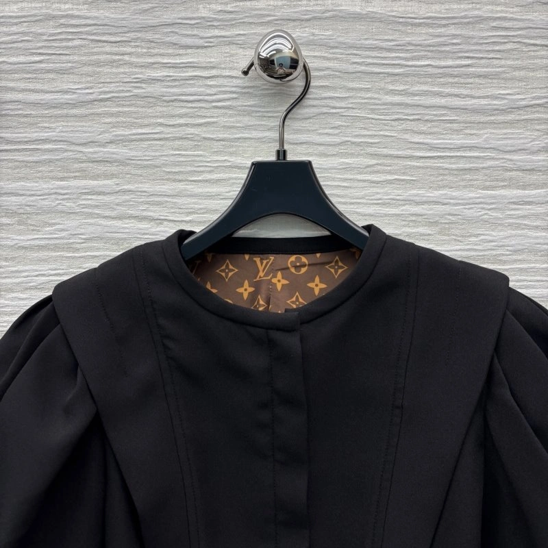 Top match Louis Vuitton Outwear