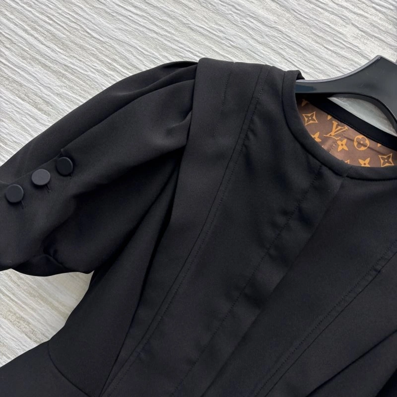 Top match Louis Vuitton Outwear