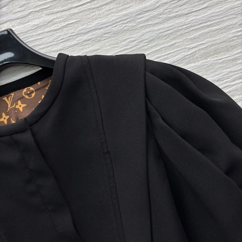 Top match Louis Vuitton Outwear