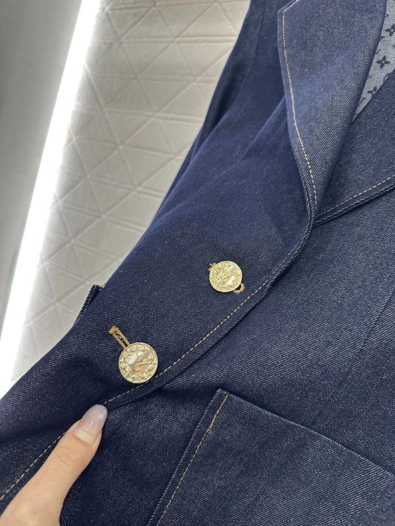 High accuracy Louis Vuitton Outwear