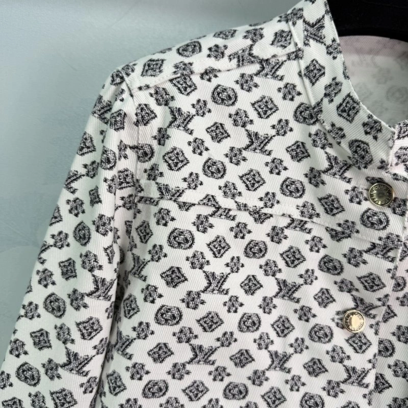 Low-cost Louis Vuitton Outwear