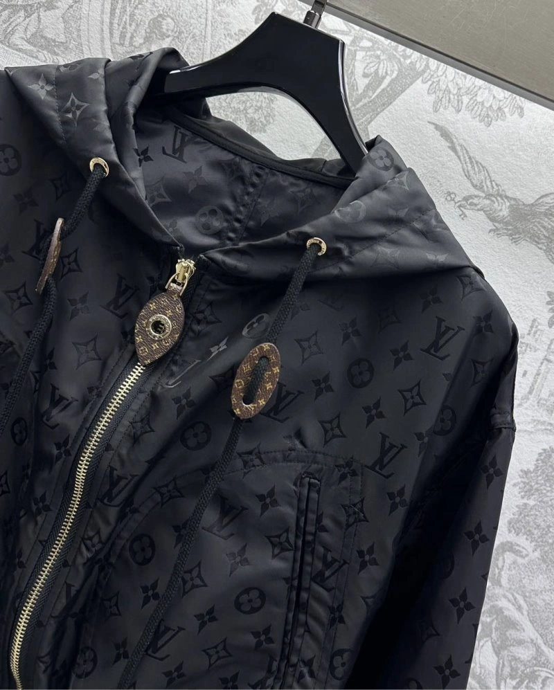 Cut-rate Louis Vuitton Outwear