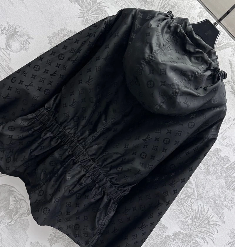 Cut-rate Louis Vuitton Outwear