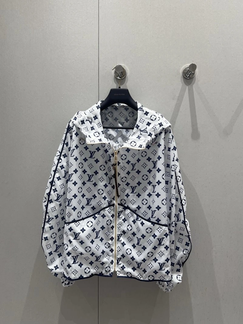 Louis Vuitton Outwear