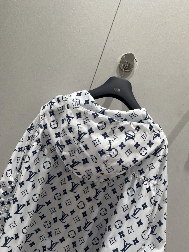 Real Louis Vuitton Outwear