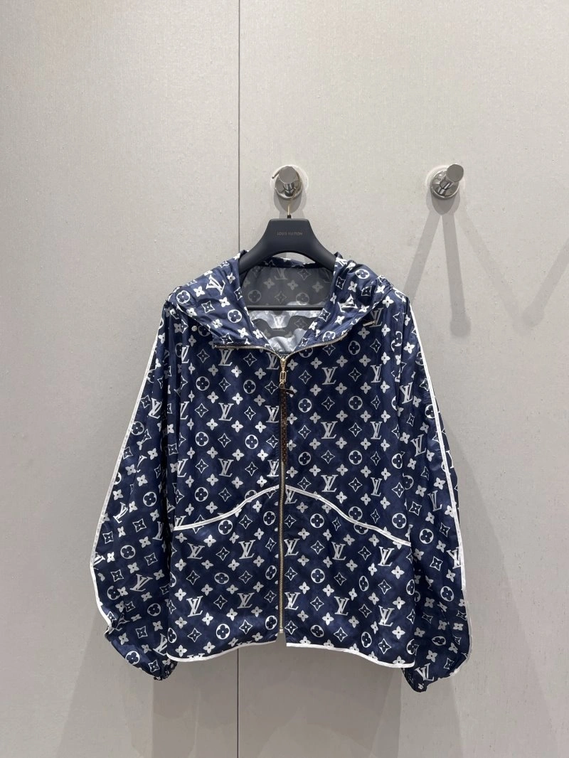 Louis Vuitton Outwear