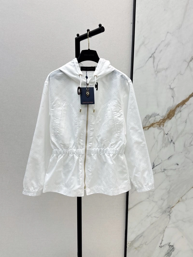 High accuracy Louis Vuitton Outwear