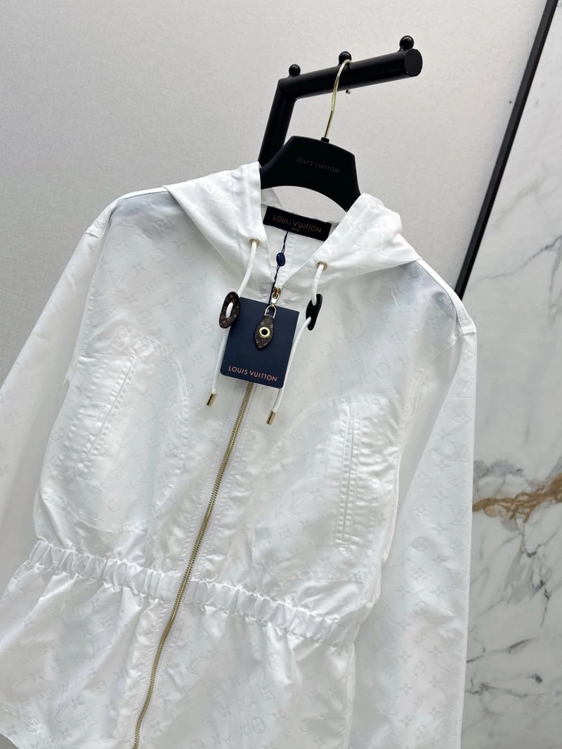 High accuracy Louis Vuitton Outwear