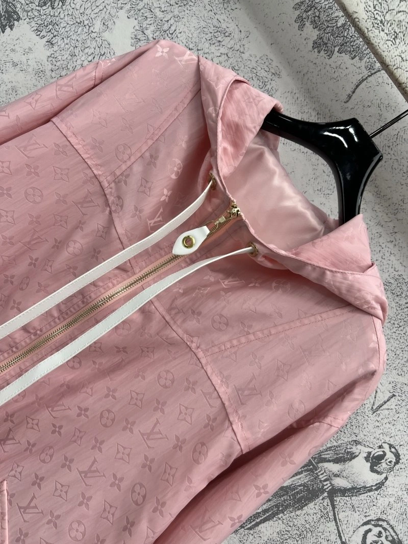Legit Louis Vuitton Outwear