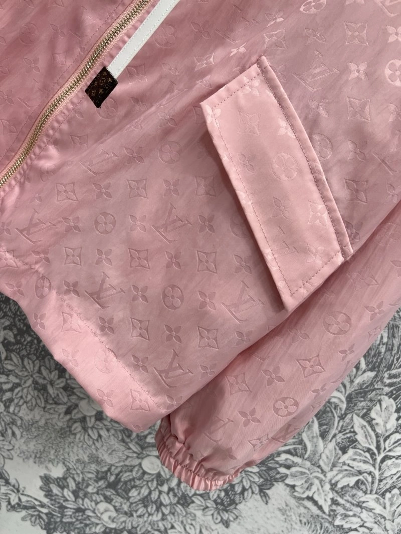 Legit Louis Vuitton Outwear