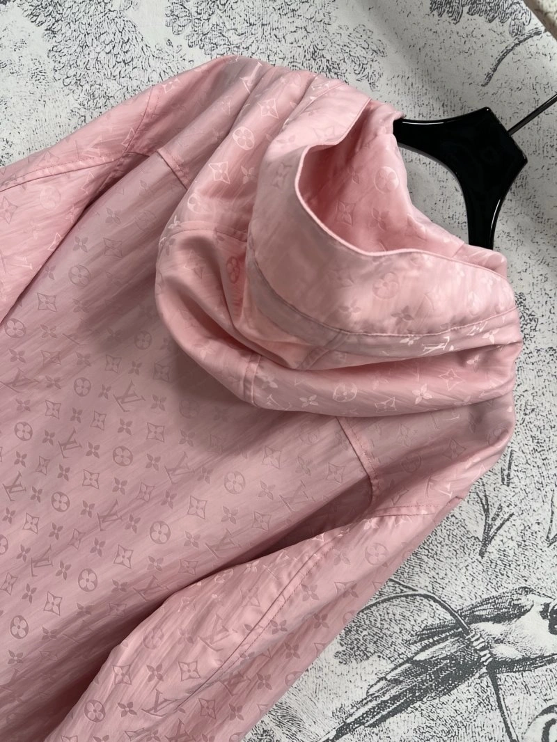 Legit Louis Vuitton Outwear