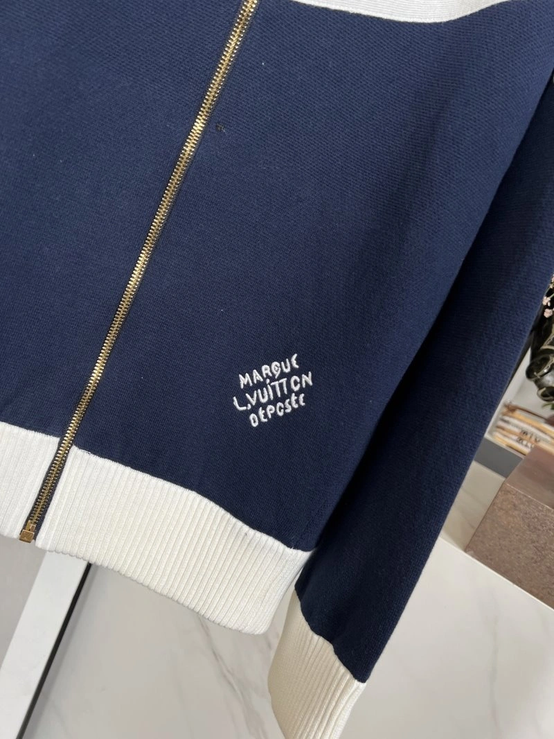 Legit Louis Vuitton Outwear