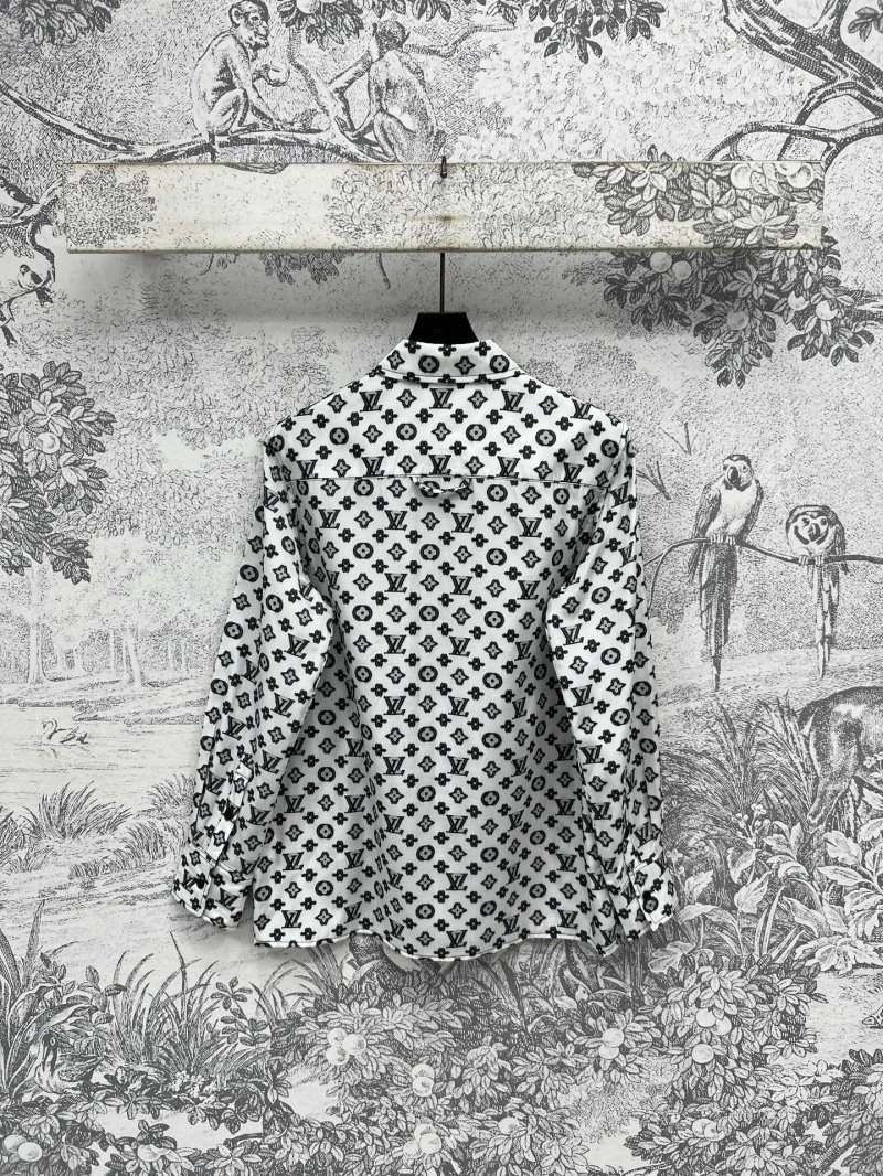Economical Louis Vuitton Outwear