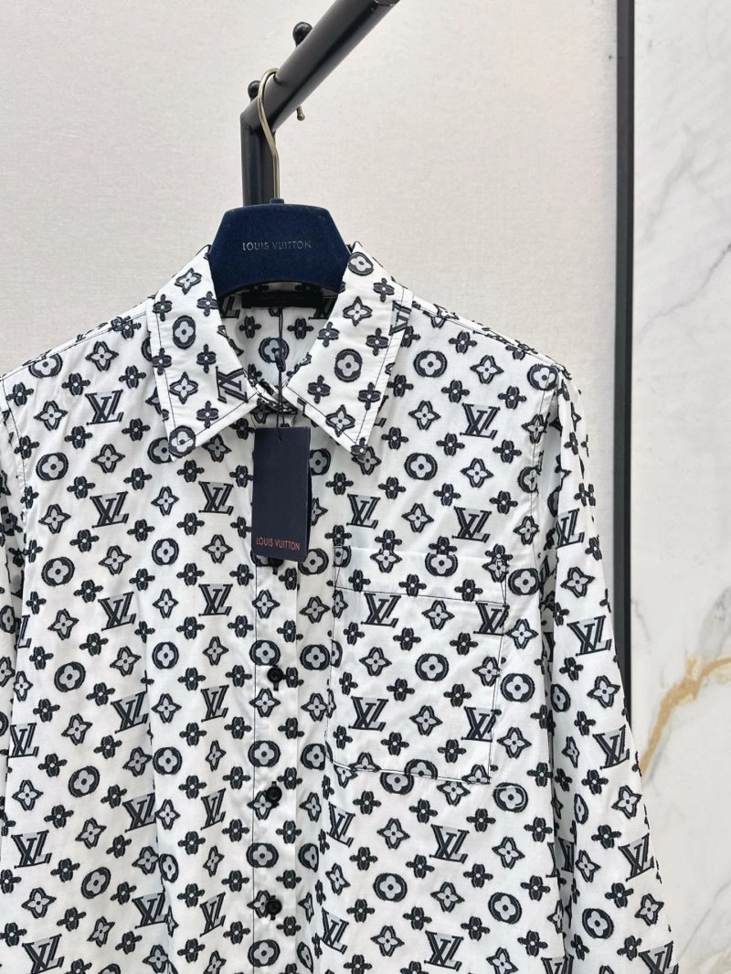 Exact replica Louis Vuitton Outwear