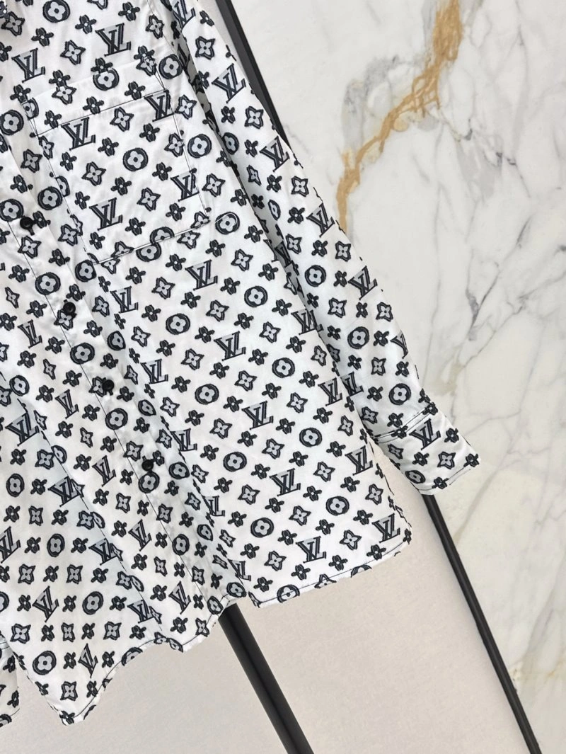 Exact replica Louis Vuitton Outwear