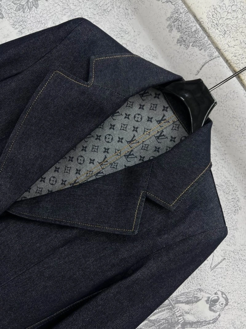 High accuracy Louis Vuitton Outwear