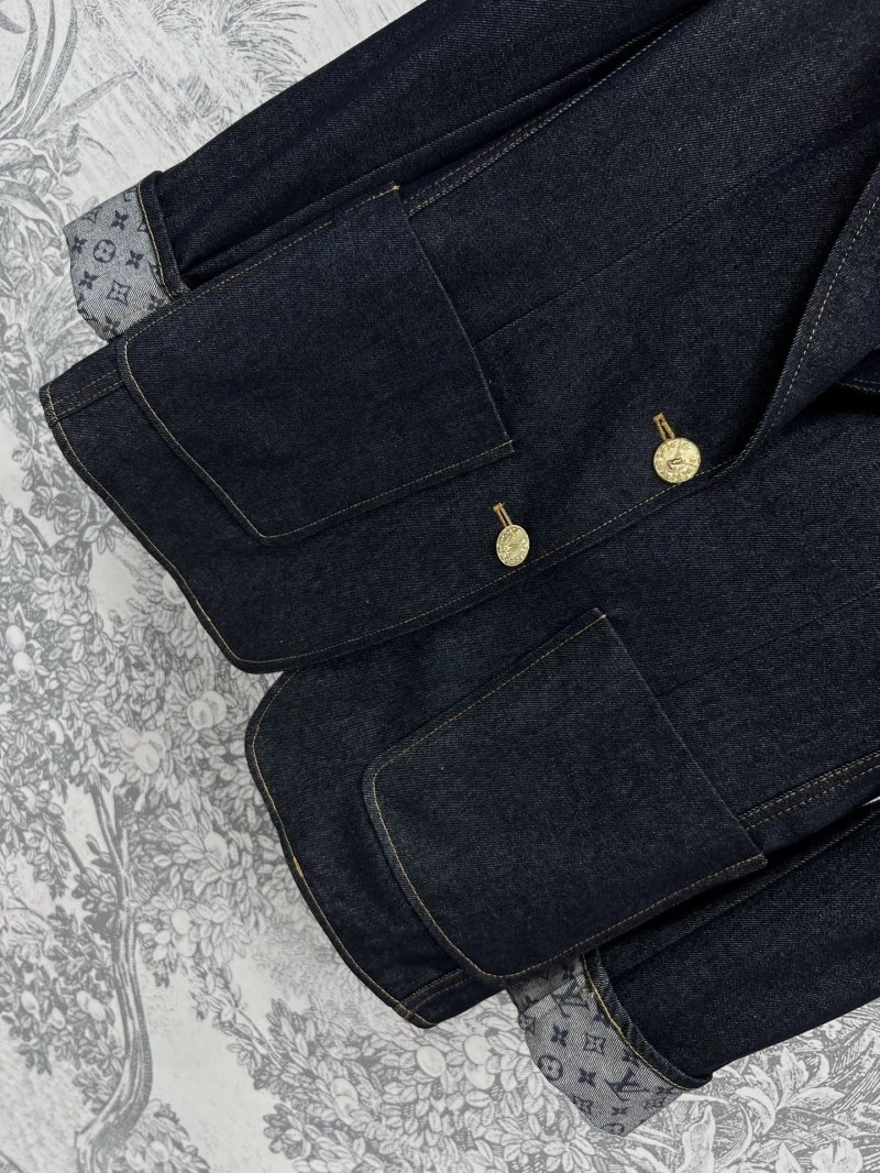 High accuracy Louis Vuitton Outwear