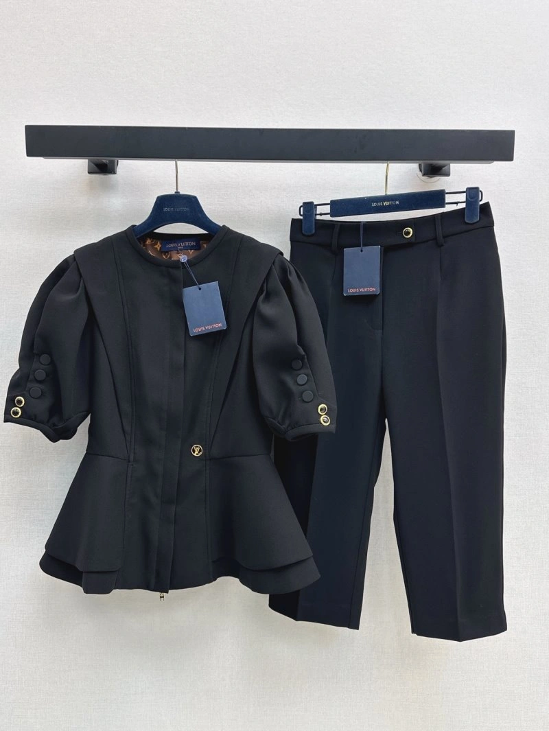 Louis Vuitton Outwear