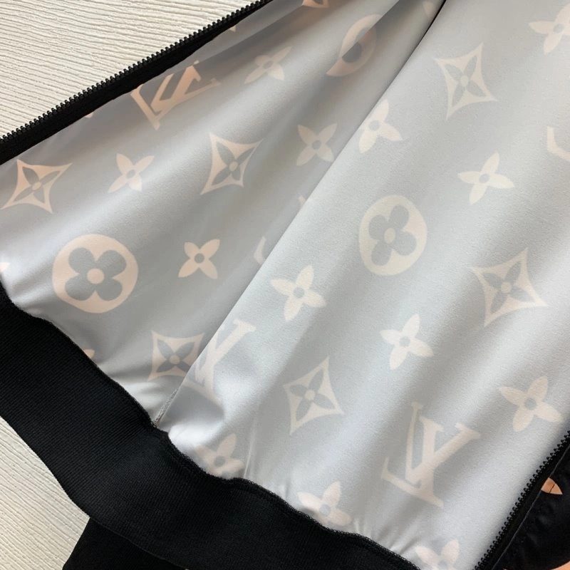 Real Louis Vuitton Outwear