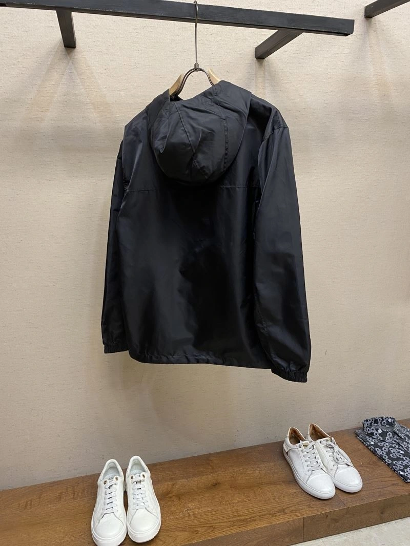 Top match Louis Vuitton Outwear