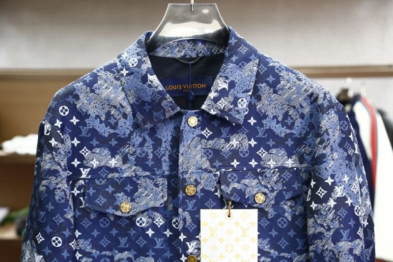 High accuracy Louis Vuitton Outwear