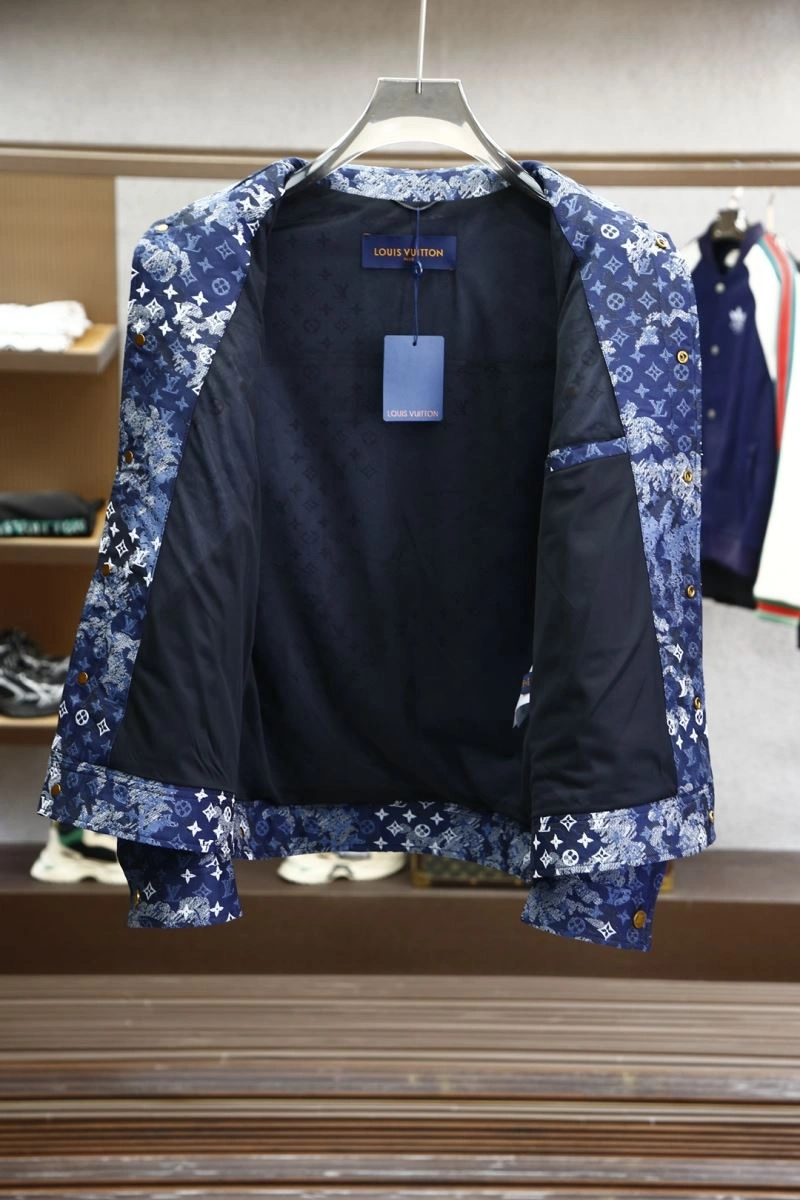 High accuracy Louis Vuitton Outwear