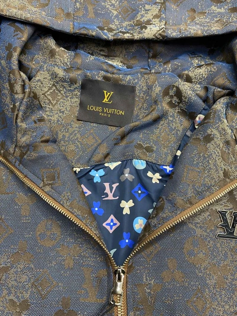 Accurate model Louis Vuitton Outwear
