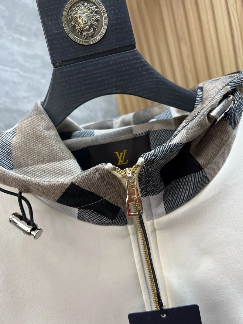 Accurate model Louis Vuitton Outwear