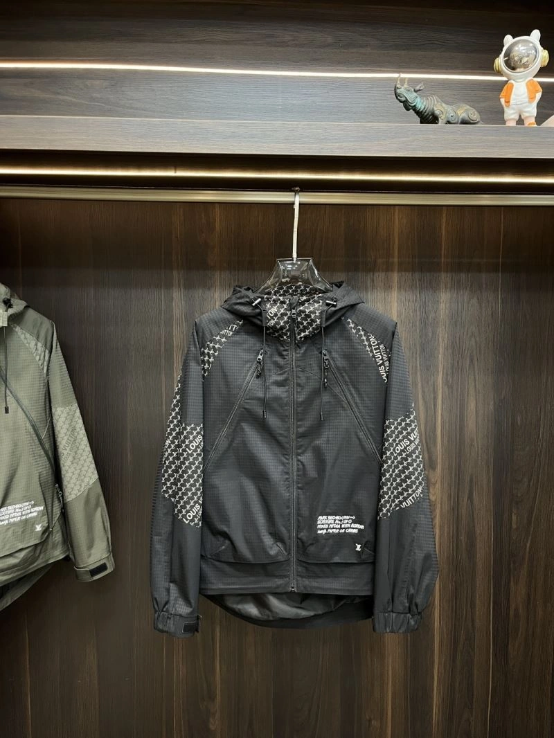 High fidelity Louis Vuitton Outwear