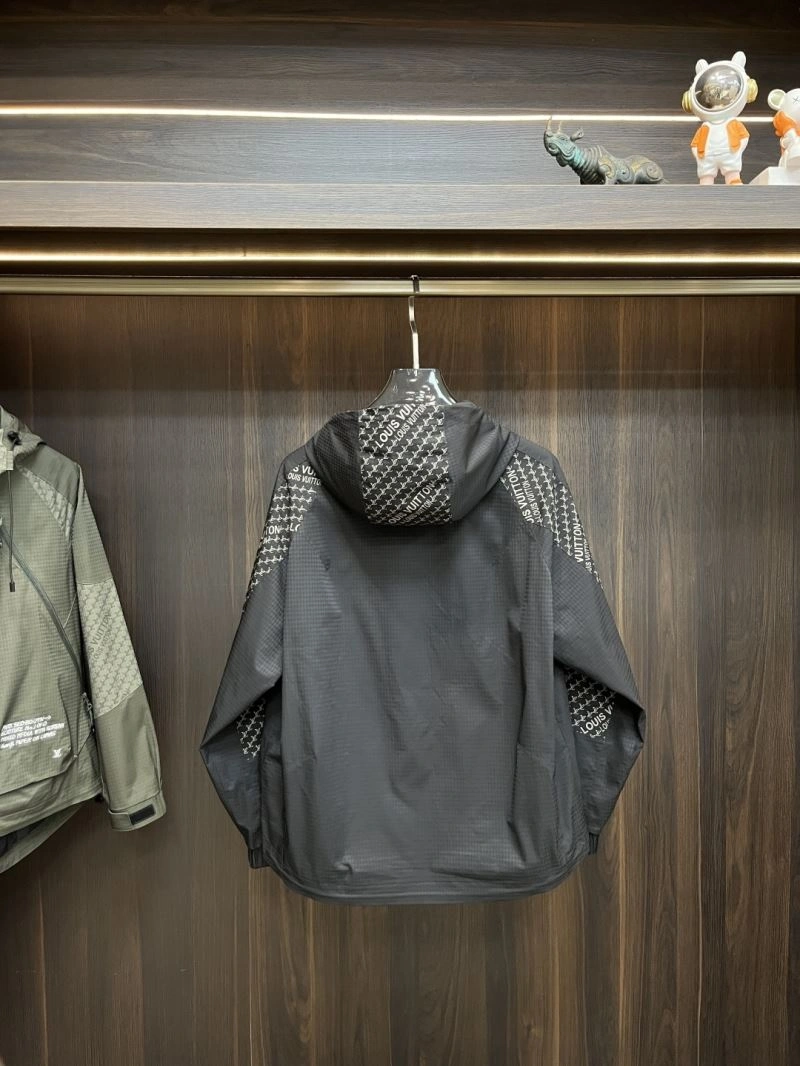 High fidelity Louis Vuitton Outwear