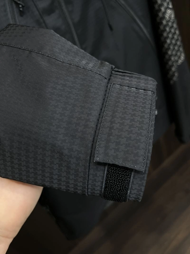 High fidelity Louis Vuitton Outwear