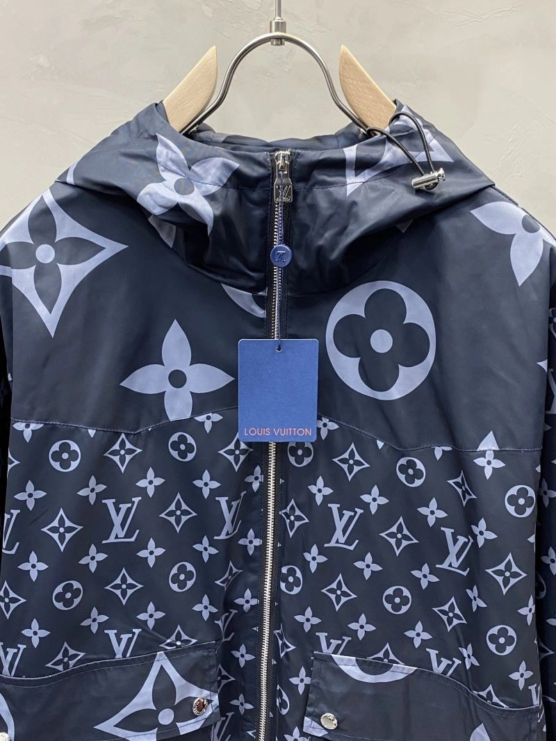 Low-cost Louis Vuitton Outwear
