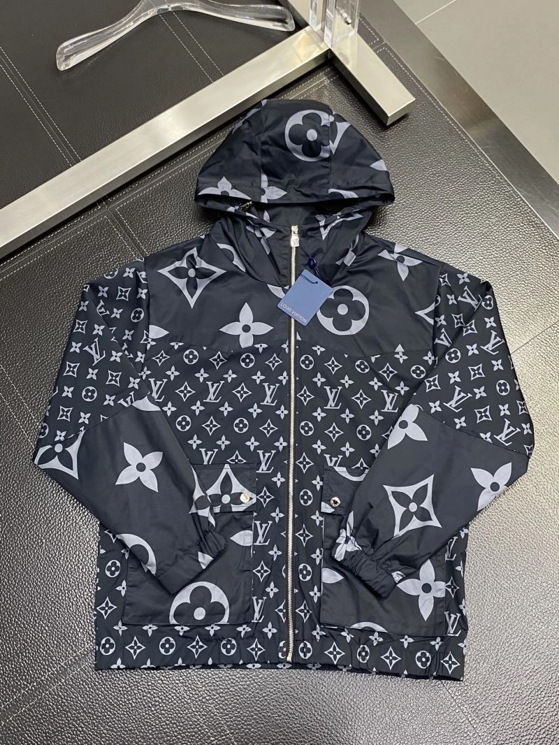 Low-cost Louis Vuitton Outwear