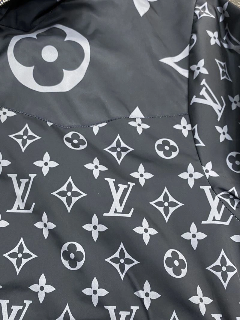 Low-cost Louis Vuitton Outwear