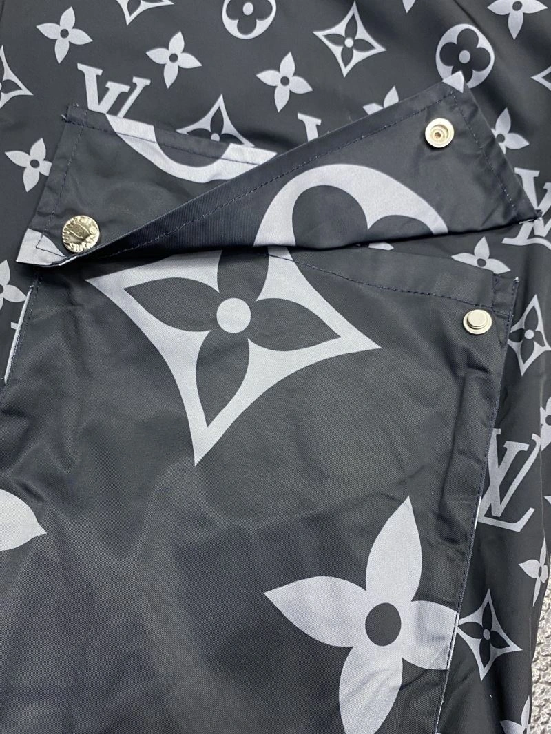 Low-cost Louis Vuitton Outwear