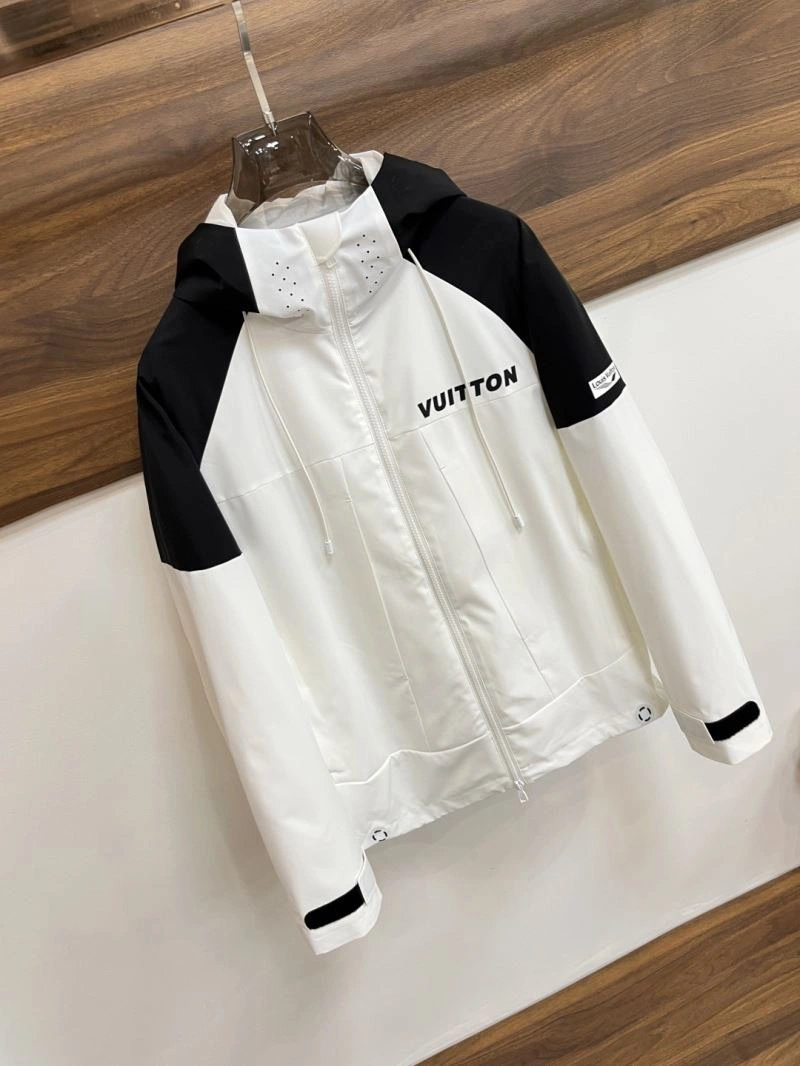 Exact replica Louis Vuitton Outwear