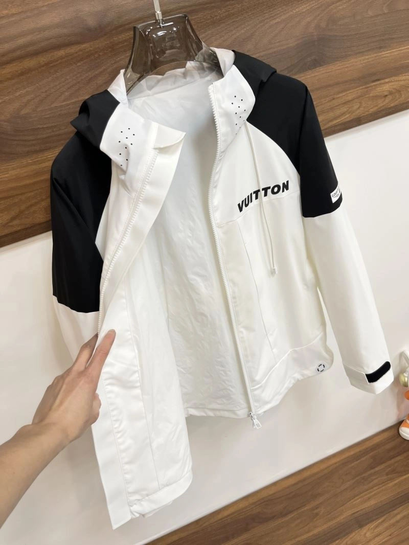 Exact replica Louis Vuitton Outwear